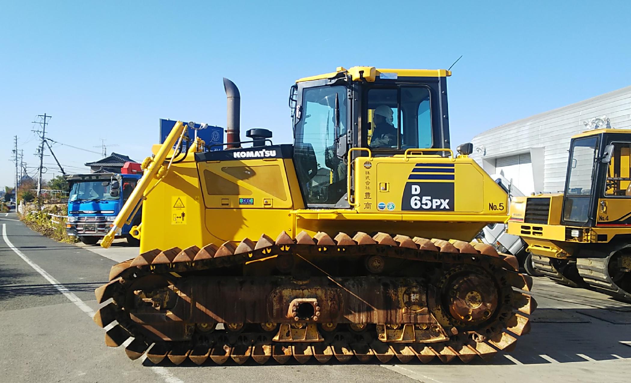 2011 コマツD65PX-16 | 株式会社ワイズオートモービル